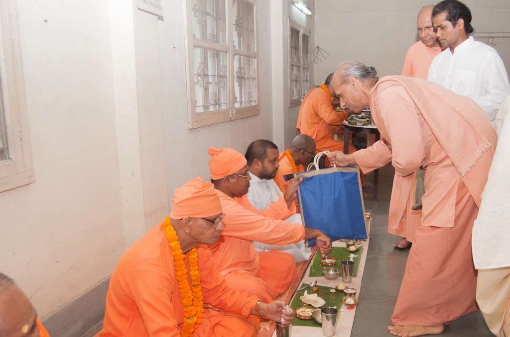 Sri Sri Mrinalini Mata Memorial Services