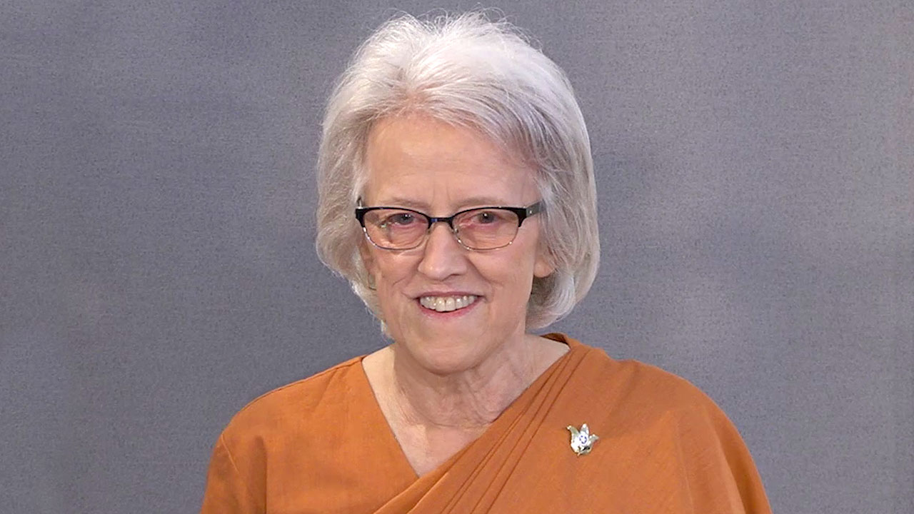 Talk on How to Be a Divine Friend to All by Karuna Mai